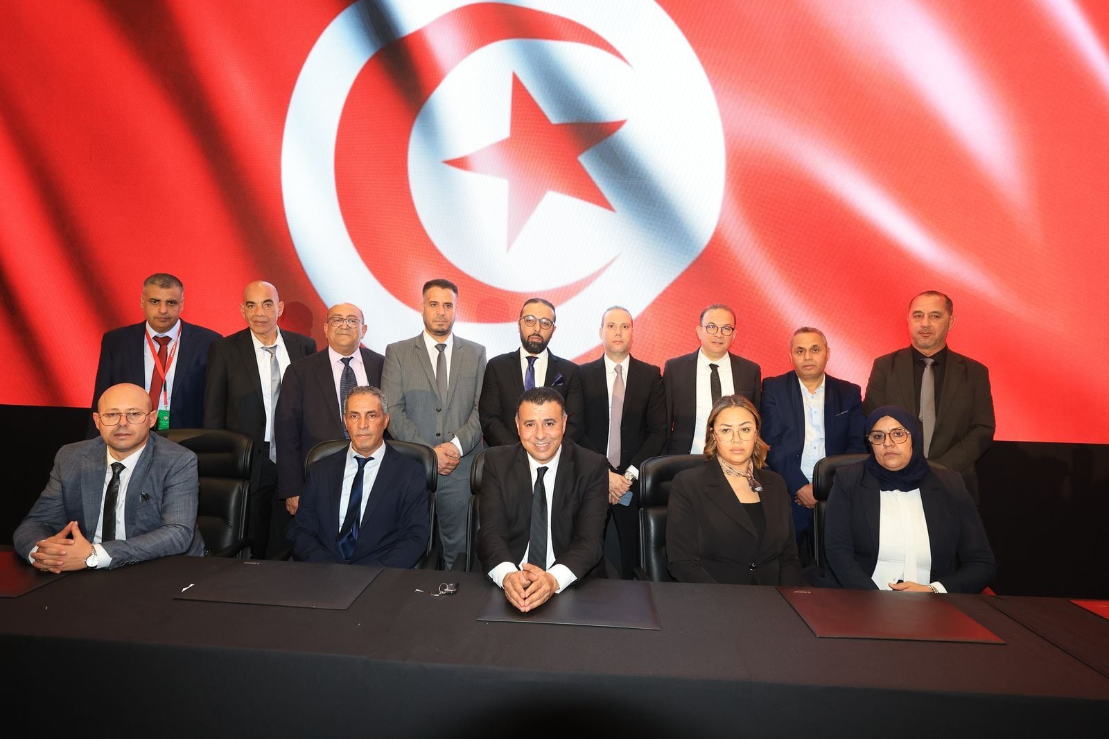 Officiel : Moez Nasri élu président de la Fédération Tunisienne de ...