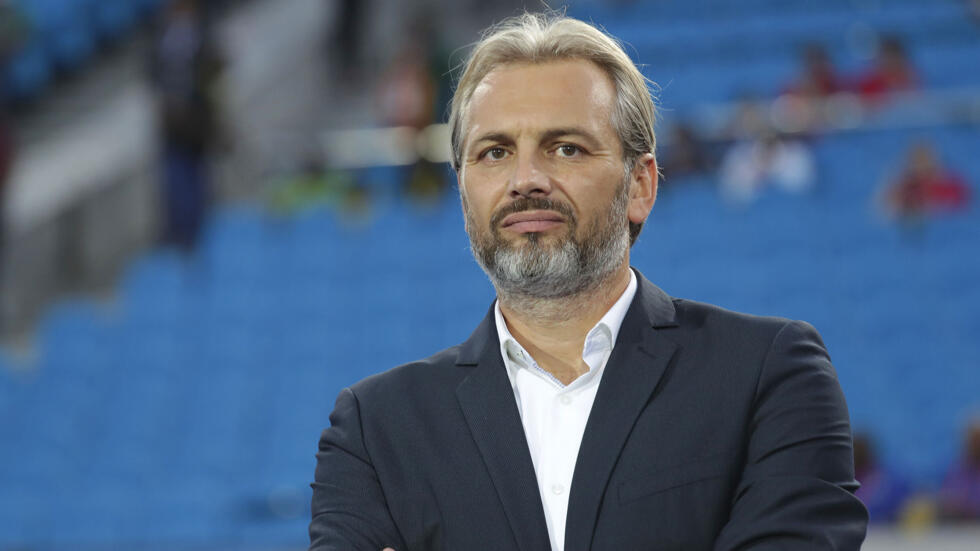 Exclusive interview: Yves Diba Ilunga full of praise for Desabre - Foot ...