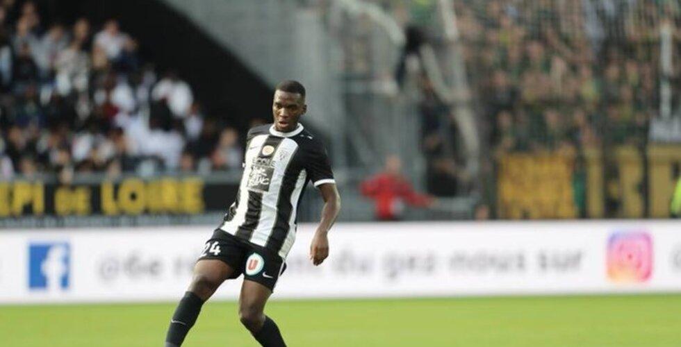 SCO Angers : Emmanuel Biumla prolonge - Foot Africa
