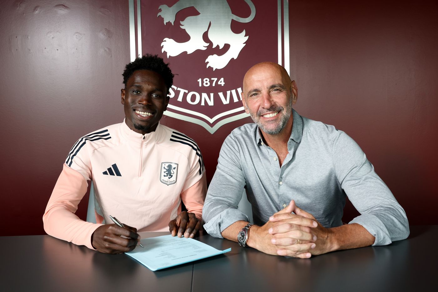 La pépite sénégalaise Modou Kéba Cissé signe à Aston Villa - Foot Africa