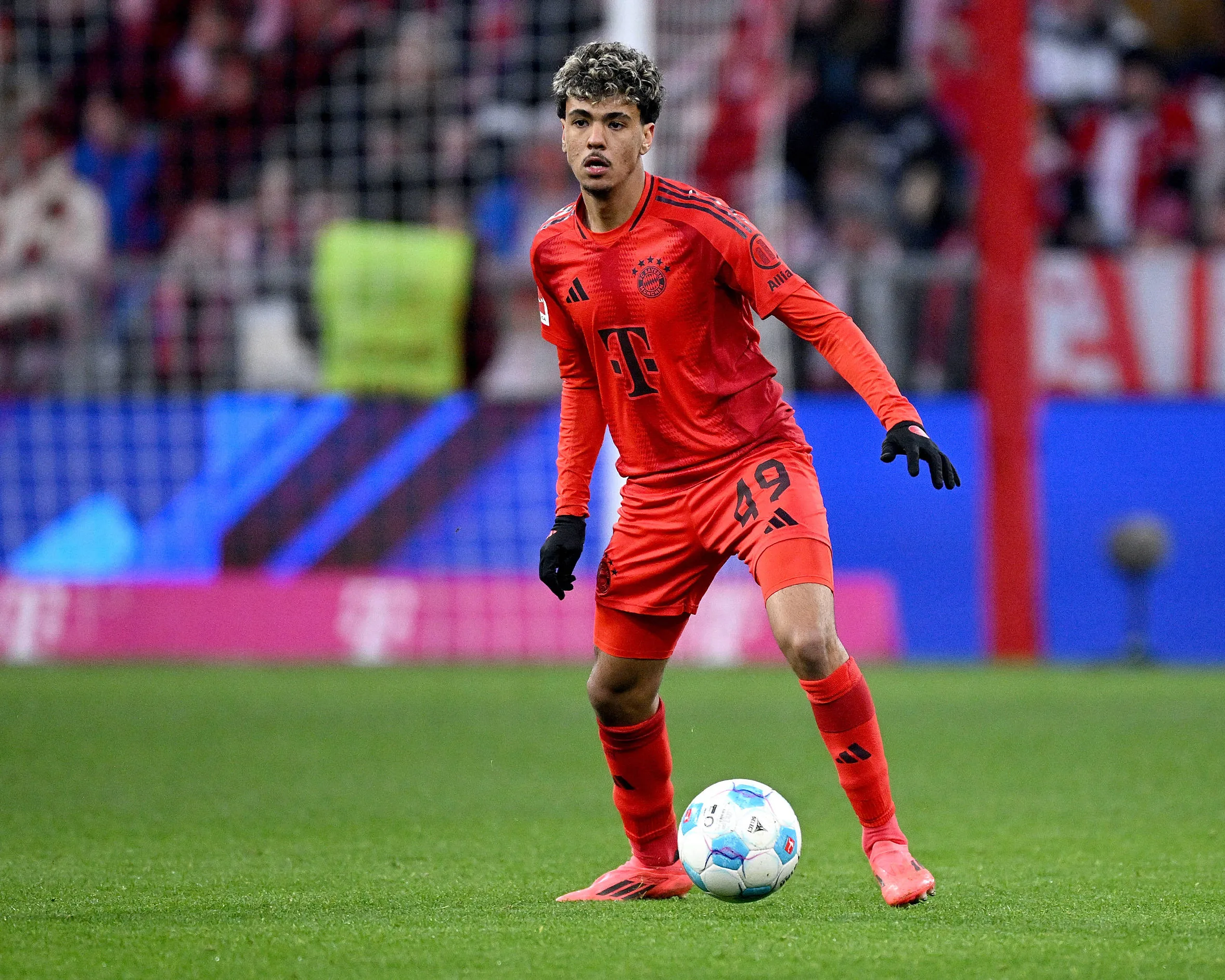 Transfer window: What if Adam Aznou ends up signing in England instead ...