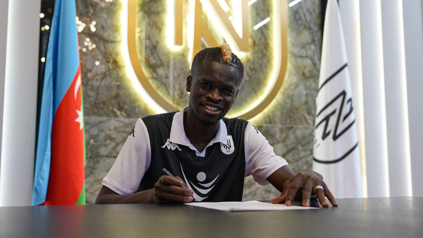 At 30, Falaye Sacko leaves Montpellier and heads to Azerbaijan - Foot ...