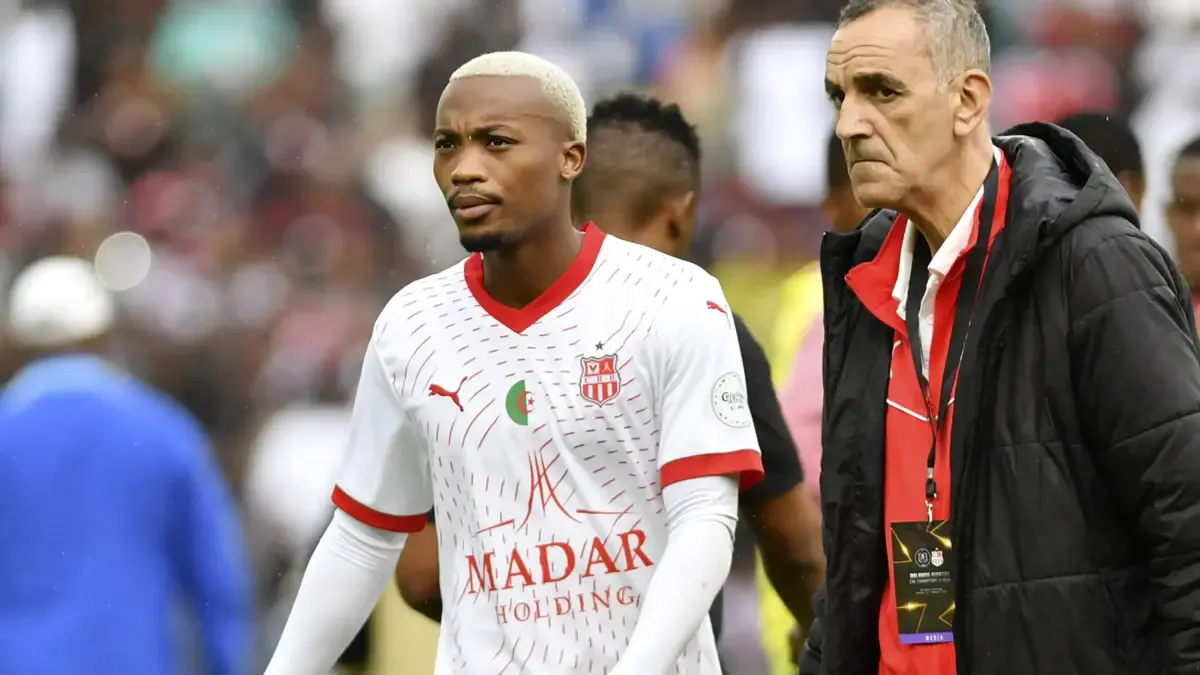 Khanyisa Mayo headlines CR Belouizdad trio unwanted by Sead Ramovic ...