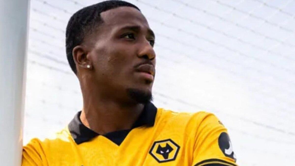 Official: Jackson Tchatchoua signs with Wolverhampton - Foot Africa