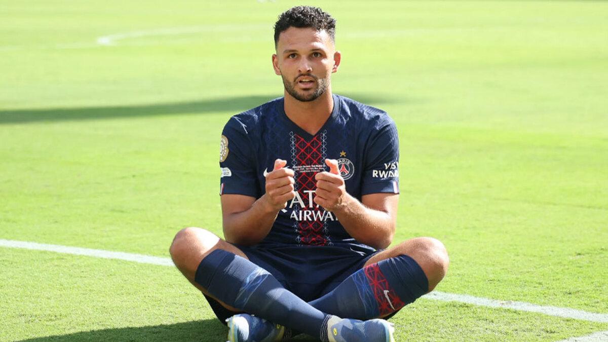 From Liverpool to United.. Now PSG? Newcastle’s Striker Curse Continues ...