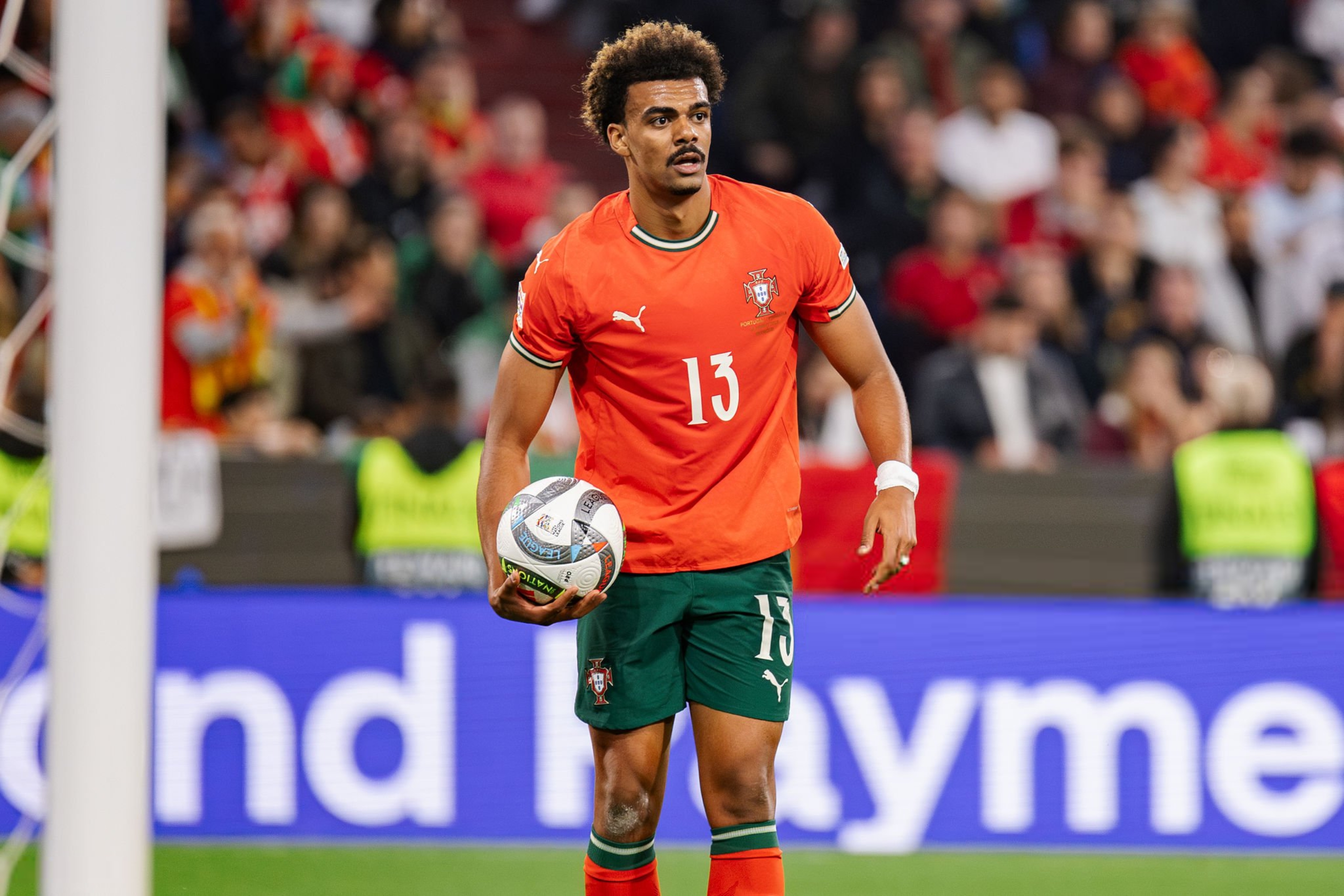 Official: Renato Veiga joins the Yellow Submarines... a special signing ...