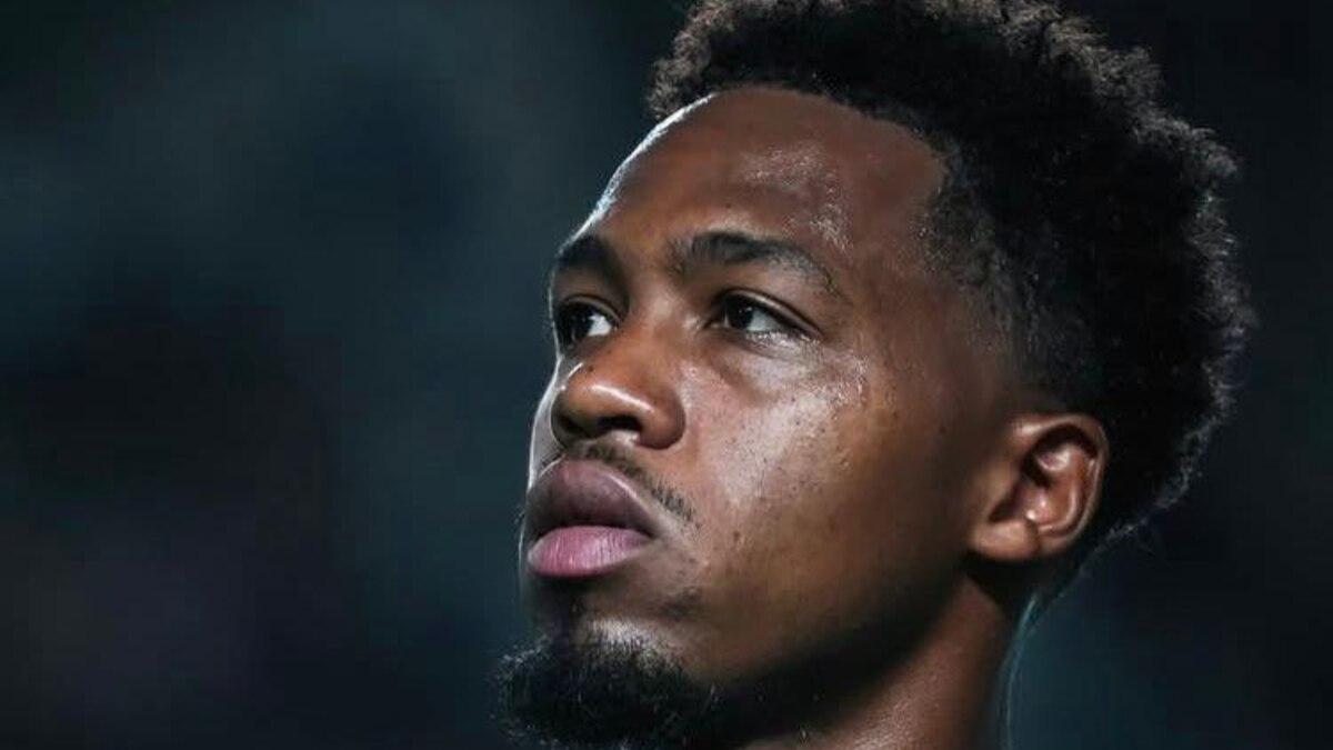Mercato : Troyes abandonne la piste Warren Caddy - Foot Africa