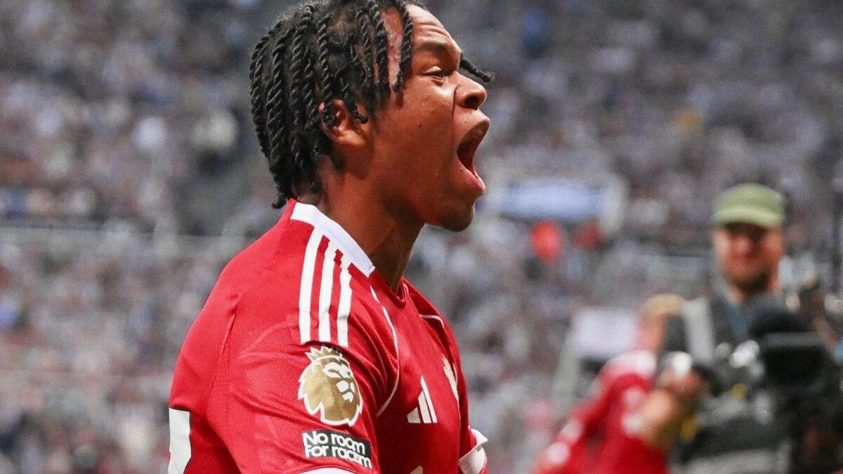 Rio Ngumoha gives Liverpool victory over Newcastle and wins over ...