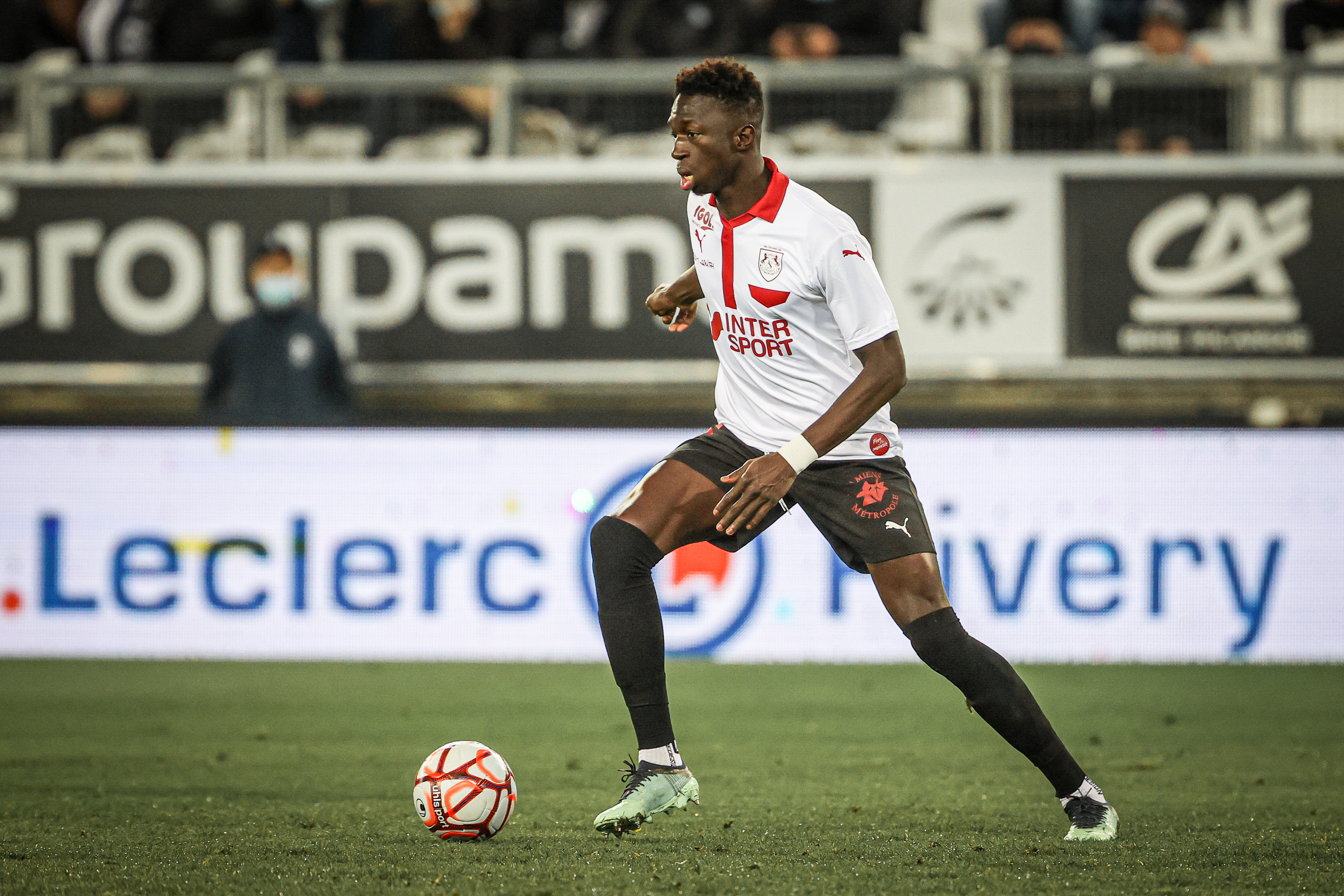 Mercato : Formose Mendy va être prêté à Watford - Foot Africa