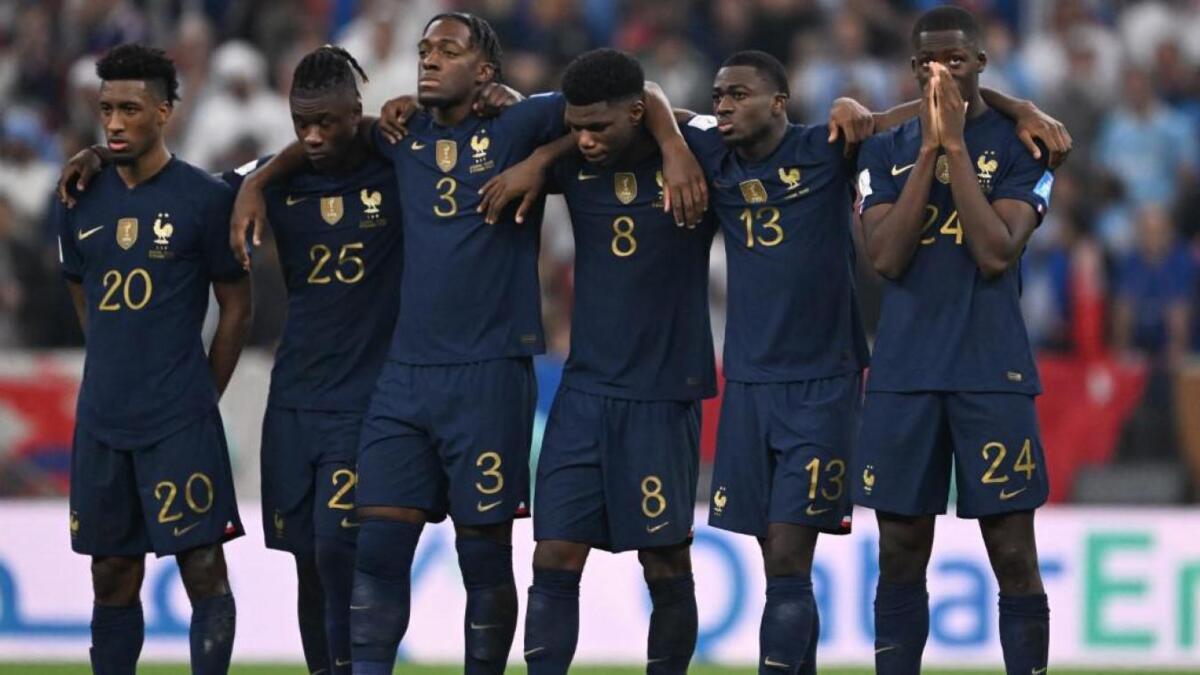 "Today, there are eleven black players in the French national team": Pierre Ménès' shocking ...