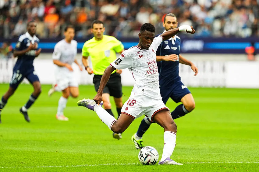 Serie A : Idrissa Gueye hérite du numéro d’Alexis Sanchez - Foot Africa