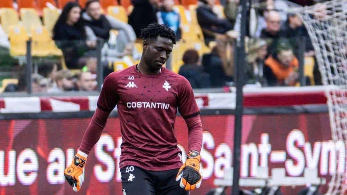 Mercato : Ousmane Ba signe un nouveau bail avec le FC Metz - Foot Africa