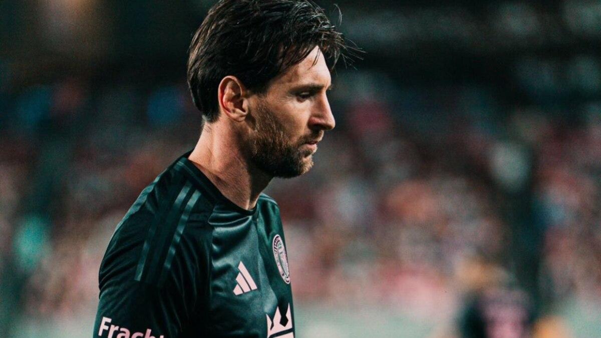 Inter Miami: Lionel Messi misses a panenka against Charlotte (video ...