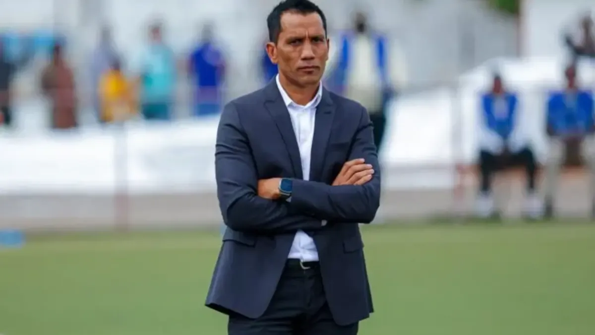 Yanga pip Fadlu Davids’ Simba to cup glory - Foot Africa