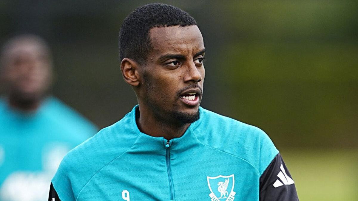 Alexander Isak Given Green Light by Slot Ahead of Atletico Clash - Foot Africa