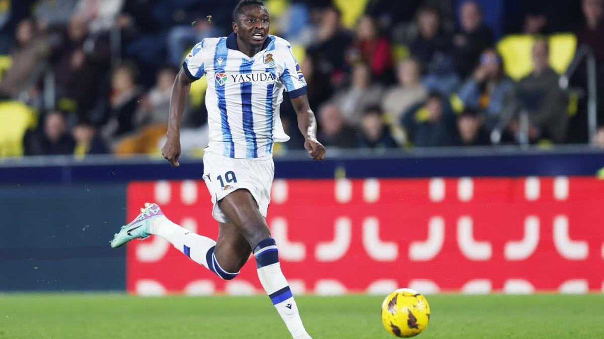 Real Sociedad: Umar Sadiq back in the squad - Foot Africa