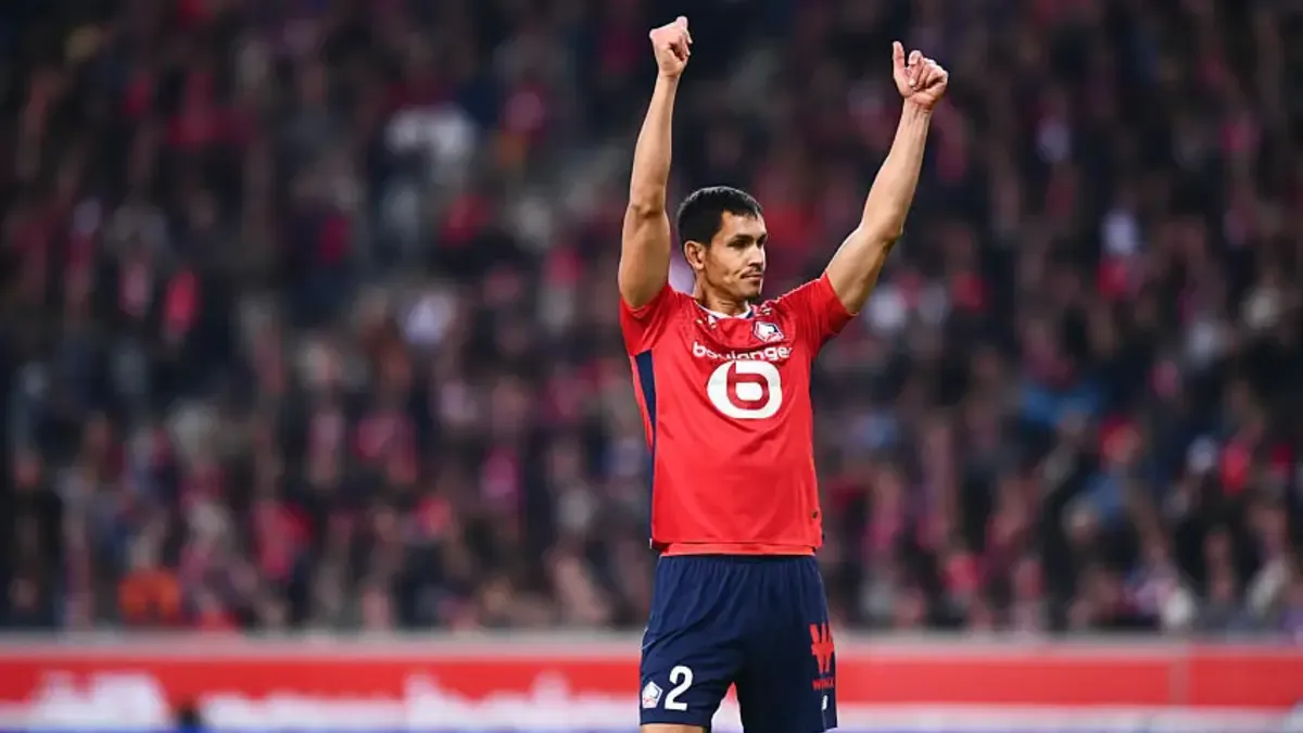 LOSC : Aïssa Mandi hausse le ton - Foot Africa