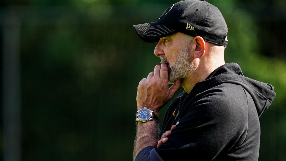 Kaizer Chiefs reveal ongoing negotiations with Nasreddine Nabi - Foot ...