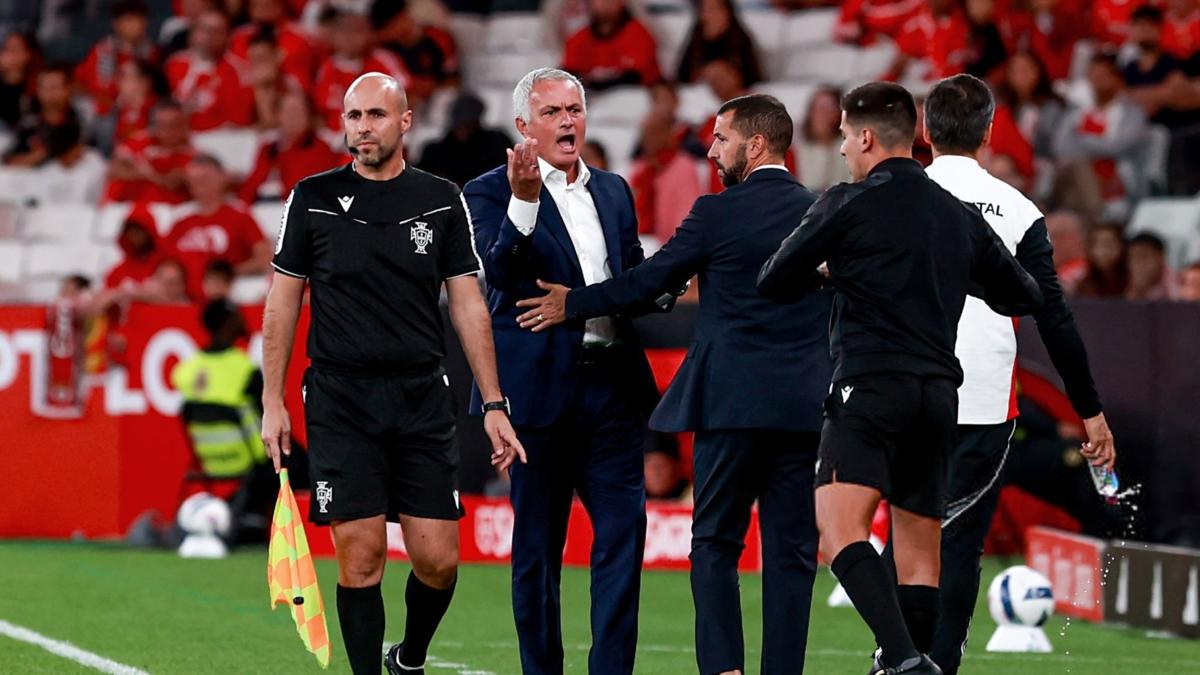 Mourinho attacked the referee after the draw against Rio Ave: The ...