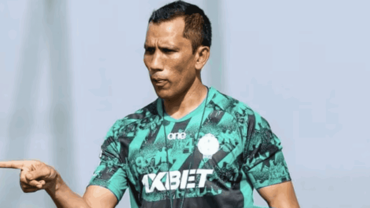 Fadlu Davids reveals main objectives at Raja Casablanca - Foot Africa