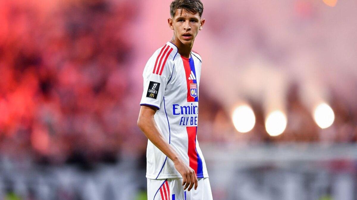 Algeria's Fennecs: The Algerian Football Federation approaches Khalis ...