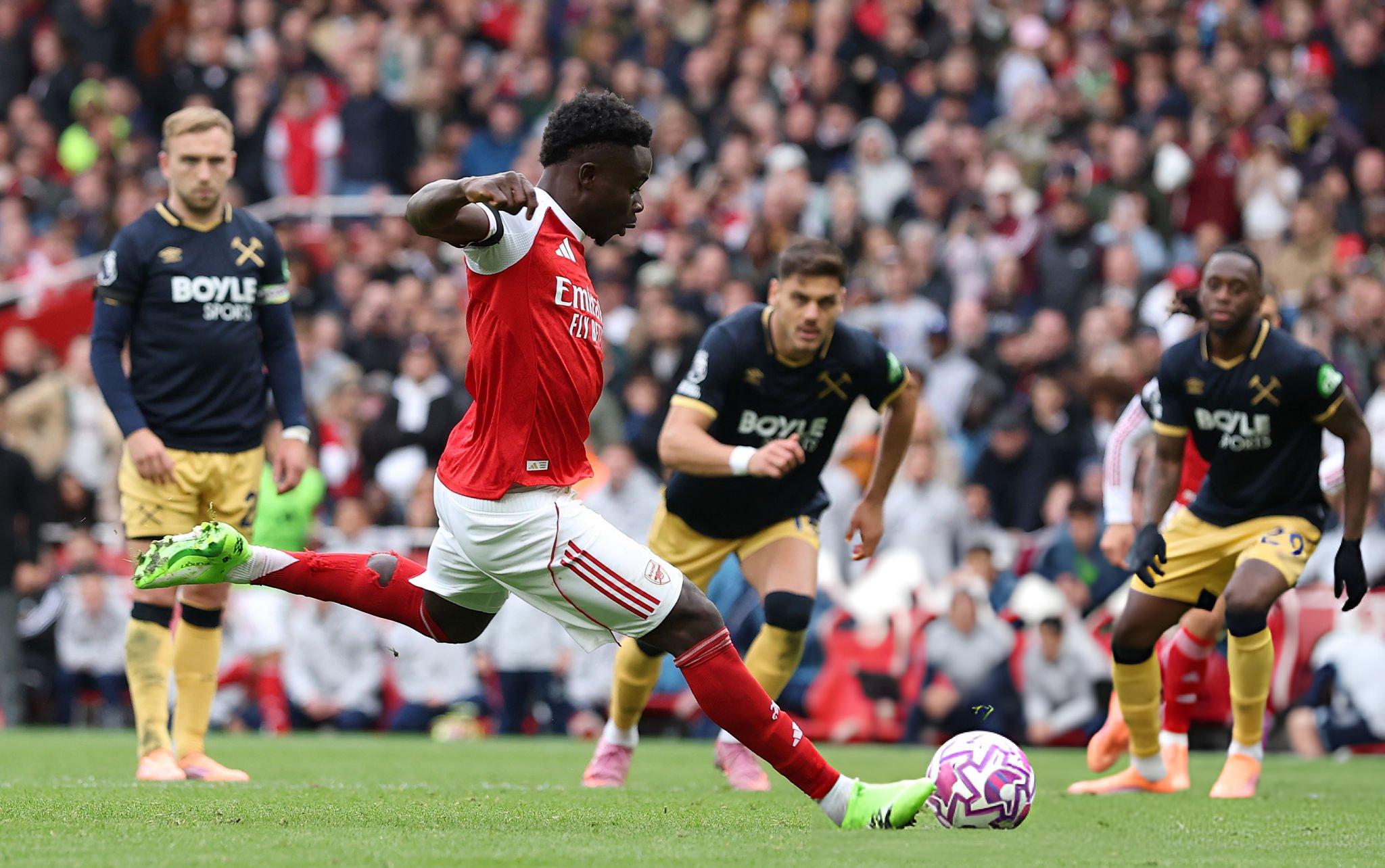 Historic Night for Saka: Arsenal Star Hits 200 Games, 100 Goal ...
