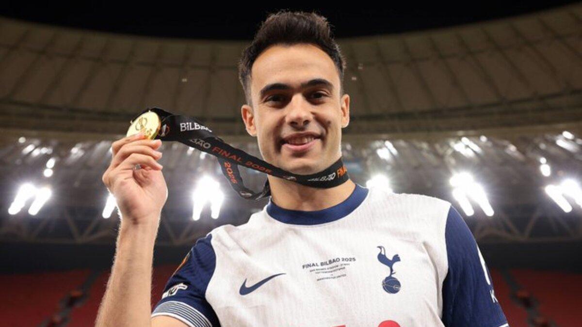 Sergio Reguilón set to join Lionel Messi - Foot Africa