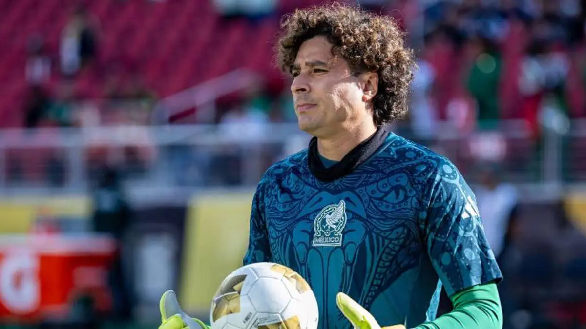 Mexican Veteran Goalkeeper Guillermo Ochoa's Quest for a Record Sixth ...