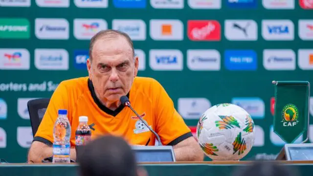 D’origine tunisienne… Qui est Wassim Slama, la nouvelle pépite du PSG ...