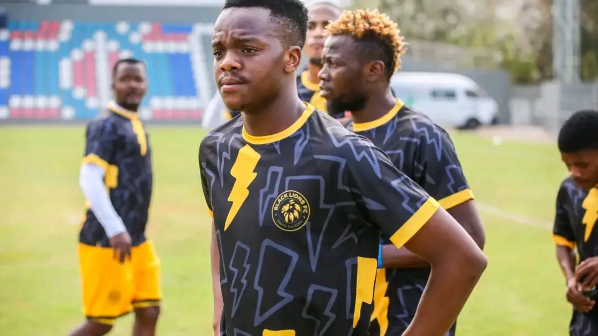 What is Xolani Cossa’s condition after being injured? - Foot Africa