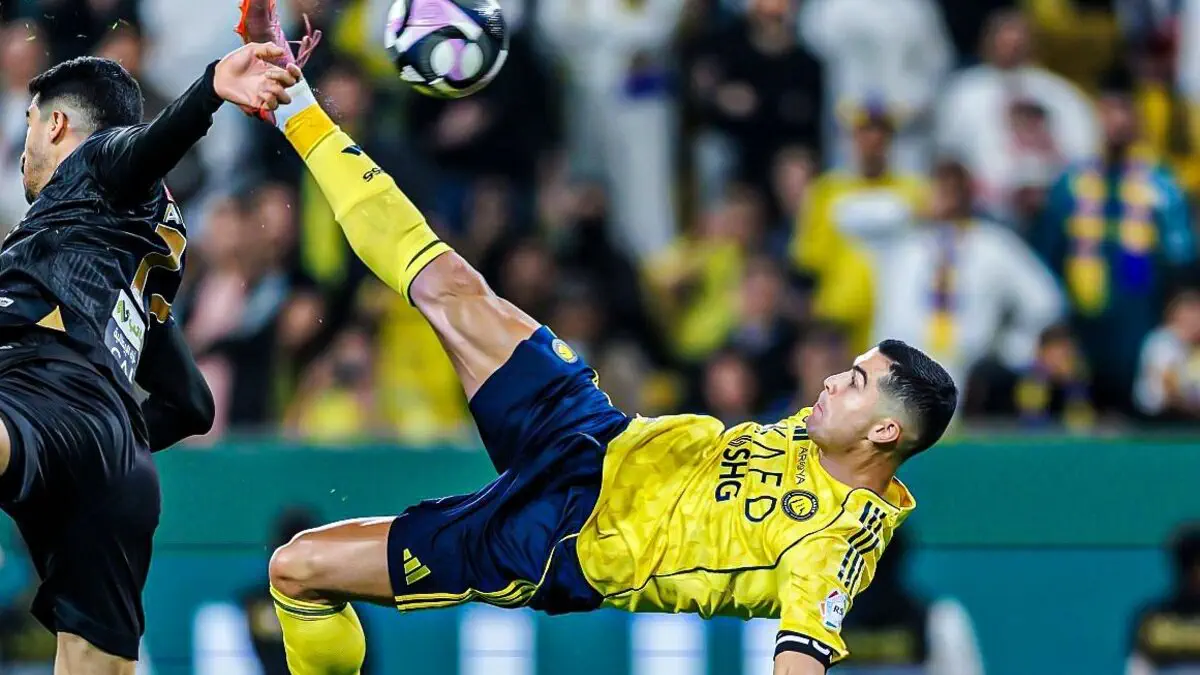 Cristiano Ronaldo's real age revealed! - Foot Africa