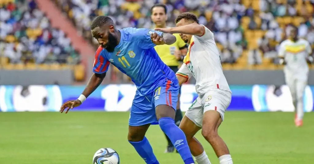 CAN 2025 - Senegal vs DR Congo: Lahlou Benbraham, a referee who brings ...