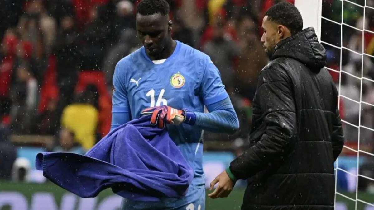 Video: another towel controversy erupts in Morocco - Foot Africa