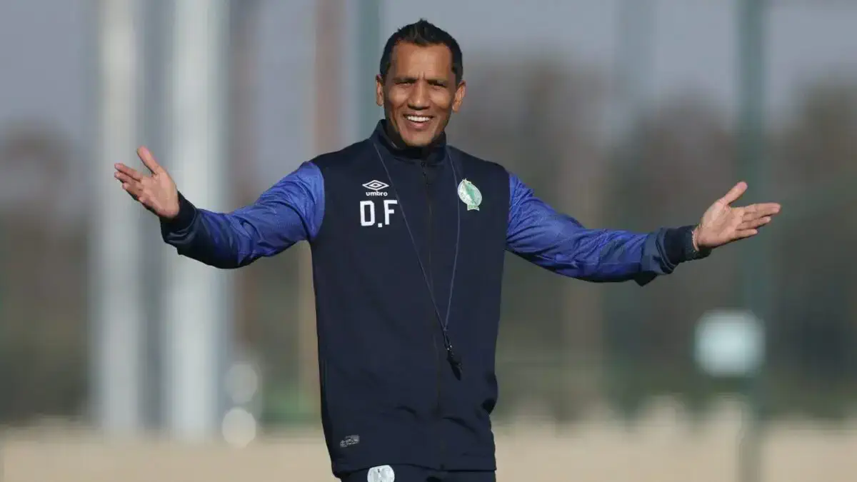 Fadlu Davids' Raja Casablanca return top of Botola Pro League - Foot Africa