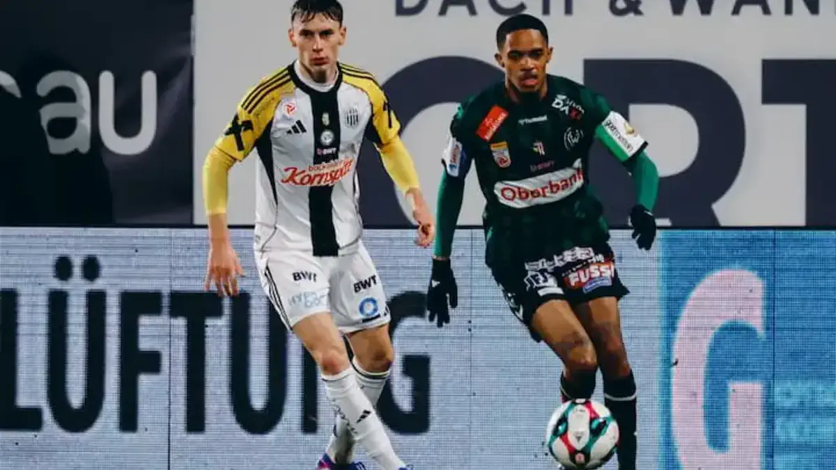 Antonio Van Wyk prolonge son contrat avec le SV Ried - Foot Africa
