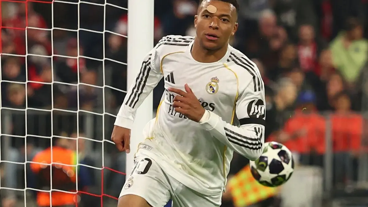 Real Madrid : Alvaro Arbeloa voit Mbappé irréprochable - Foot Africa