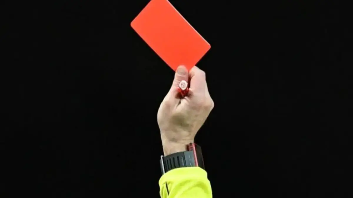 Five major European leagues: the five teams without a single red card ...