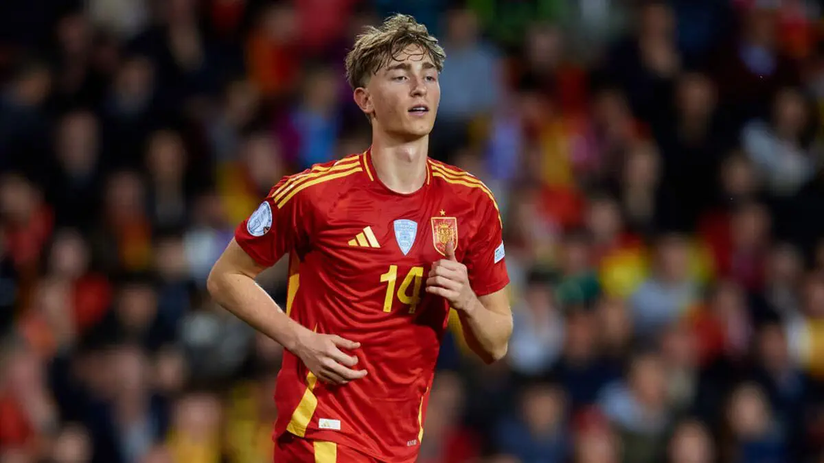 World Cup 2026: snubbed by Spain, Dean Huijsen breaks his silence ...